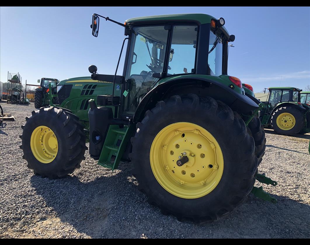 John Deere - 6120M - (502209) | James River Equipment