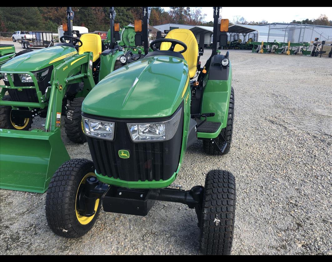 John Deere - 2032R - (480343) | James River Equipment